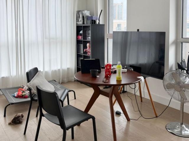 Escapade Place, London E14, 2 bed flat to rent, £2,925 pcm | PrimeLocation