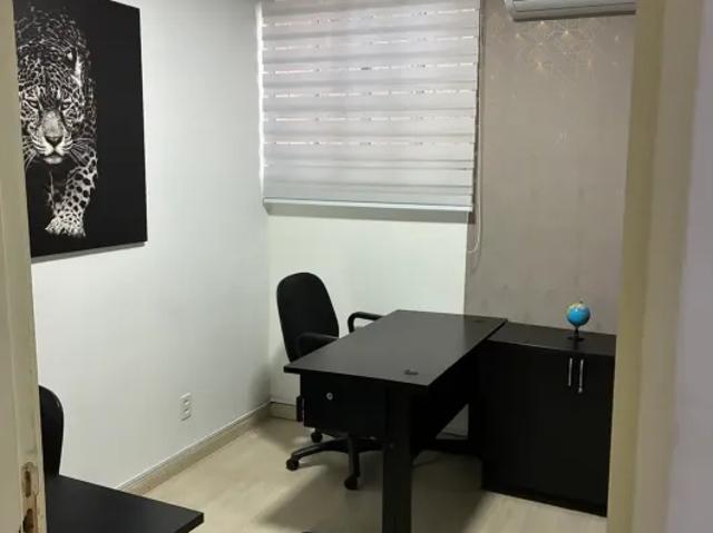 Escritório Centro SP Capital com 8 m2 Área Privativa + 47 m2 Áreas Comuns
