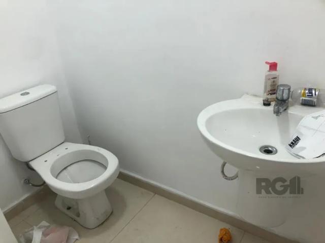 Escritório para Alugar no Bairro Petrópolis com 90 m² de Área Útil Disponível