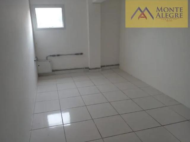 Escritório para Alugar em Americanópolis com 250m² de Área Útil Disponível