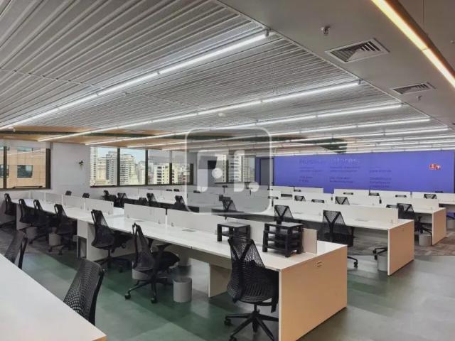 Escritório para aluguel tem 1730 metros quadrados em Vila Olímpia São Paulo SP