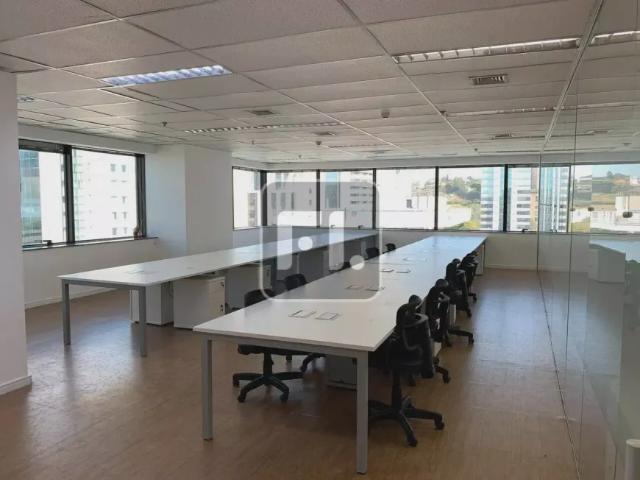 Escritório para aluguel tem 232 metros quadrados em Bela Vista São Paulo SP