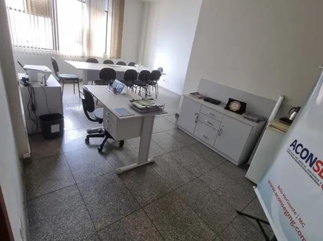 Escritório para aluguel com 30 metros quadrados em Centro Belo Horizonte MG