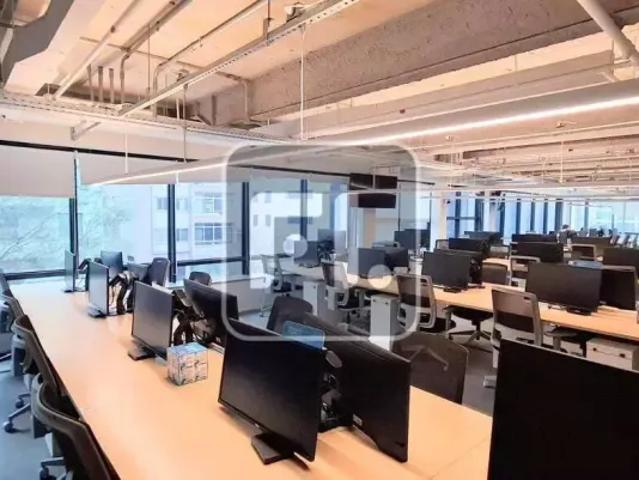 Escritório para aluguel e venda com 404 metros quadrados em Cerqueira César São Paulo SP