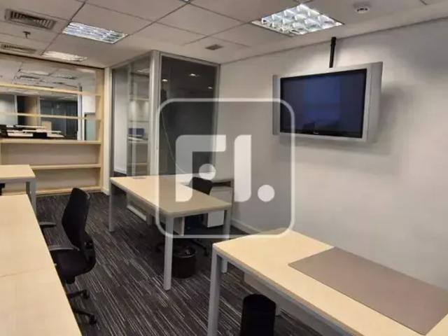 Escritório para aluguel e venda com 300 metros quadrados em Itaim Bibi São Paulo SP