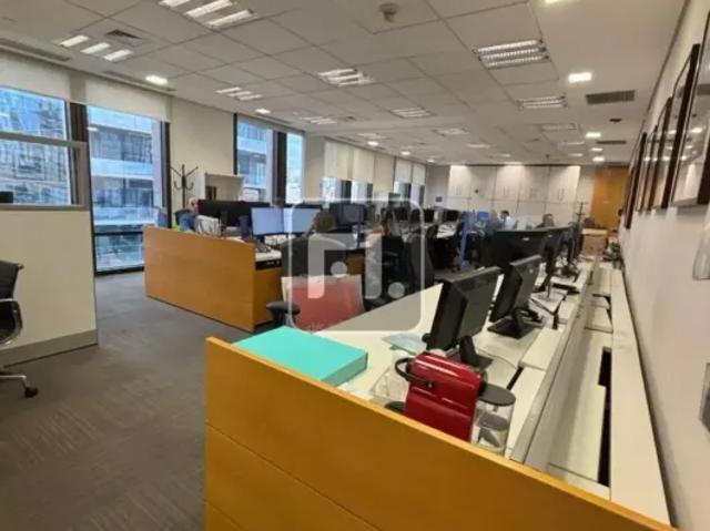 Escritório para aluguel e venda possui 1731 metros quadrados em Itaim Bibi São Paulo SP
