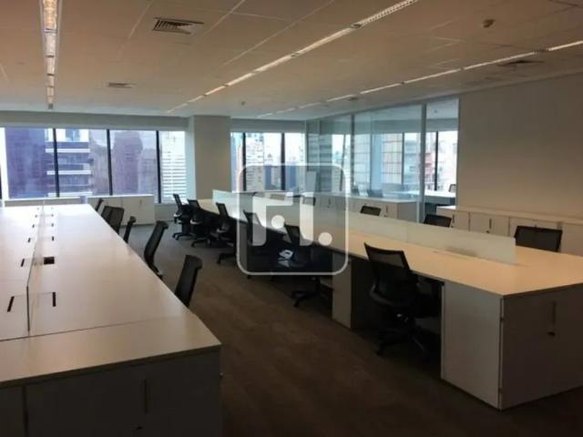 Escritório para aluguel possui 1124 metros quadrados em Brooklin Paulista São Paulo SP