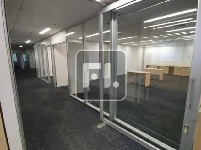 Escritório para aluguel possui 1330 metros quadrados em Brooklin Paulista São Paulo SP