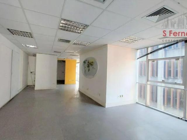 Escritório / Conjunto Comercial para alugar com 165 m² por R$ 17.666/mês na Cerqueira César/SP