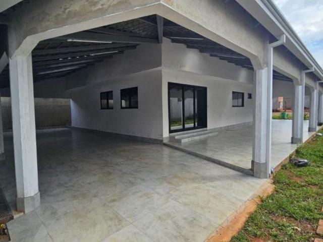 Escritório imobiliário Ney Linhares vende