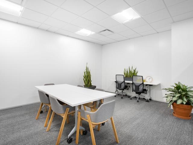 Escritório lindamente projetado para 5 pessoas em Spaces Sao Paulo, Itaim Paulista