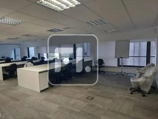 Escritório para aluguel tem 170 metros quadrados em Vila Olímpia São Paulo SP