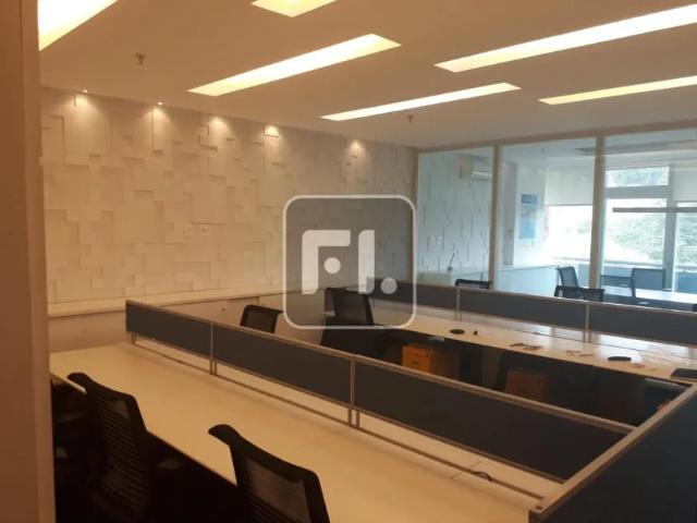 Escritório para aluguel possui 124 metros quadrados em Vila Olímpia São Paulo SP