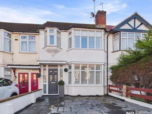 Esher Avenue, Cheam, 3 Bedroom Terraced