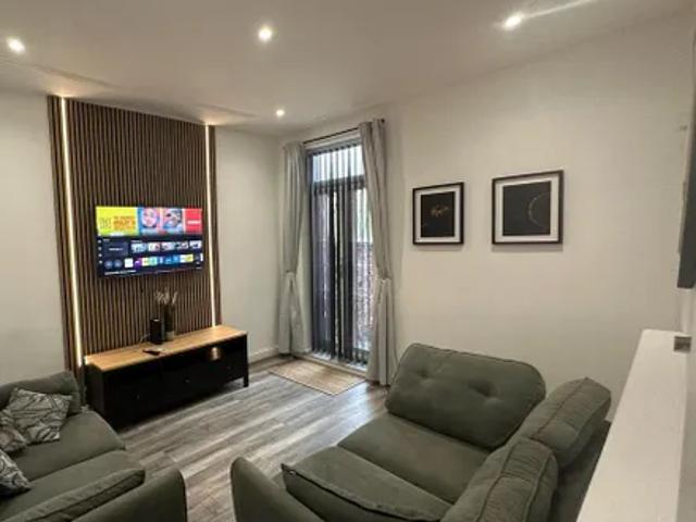 Esher Road, Liverpool, L6 6DF, United Kingdom | 4 bed townhouse for rent #123865965 | Rentberry