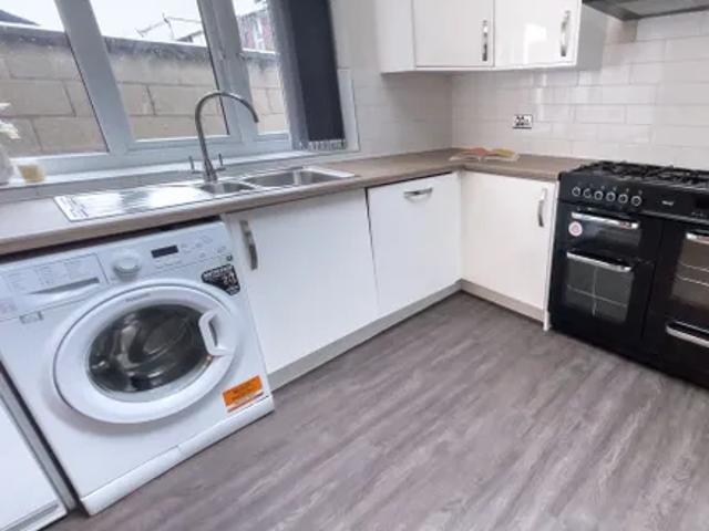 Esher Road, Liverpool, L6 6DF, United Kingdom | 5 bed house for rent #166273553 | Rentberry