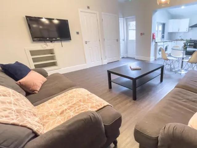 Esher Road, Liverpool, L6 6DF, United Kingdom | 6 bed townhouse for rent #134166752 | Rentberry