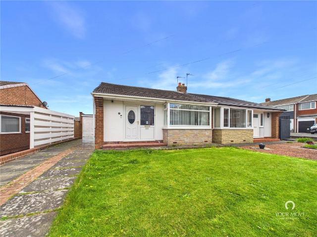 Eshmere Crescent, Newcastle Upon Tyne, Tyne And Wear NE5, 2 bed bungalow to rent, £850 pcm | PrimeLocation