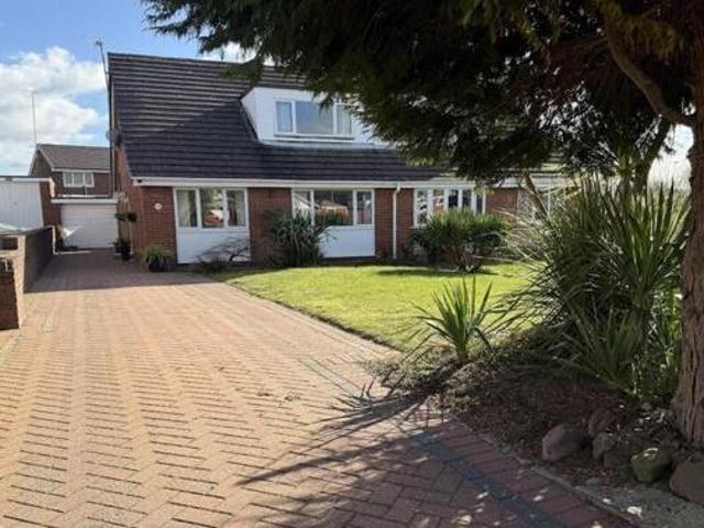 Eskdale Close, Beechwood, 4 Bedroom Bungalow