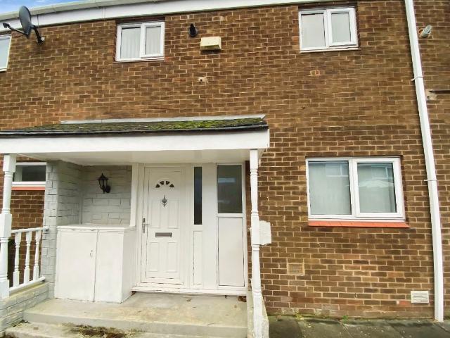 Eskdale, Skelmersdale WN8, 4 bed detached house to rent, £875 pcm | PrimeLocation