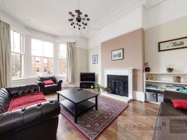 Eskdale Terrace, Jesmond, Newcastle Upon Tyne NE2, 2 bed flat to rent, £1,350 pcm | PrimeLocation