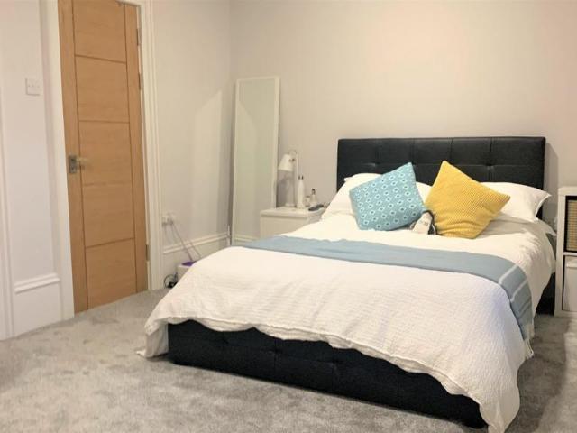Eskdale Terrace, Tyne and Wear NE2 3 bed flat to rent £2,210 pcm £510 pw
