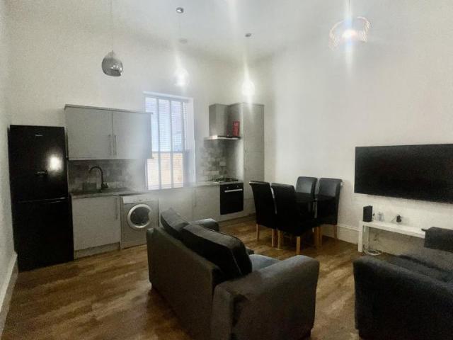 Eskdale Terrace, Tyne and Wear NE2 2 bed flat to rent £1,380 pcm £318 pw