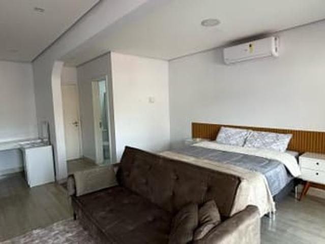 Espaço completo quarto, cozinha, sacada e vaga de garagem