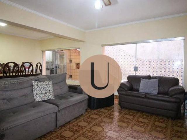 Espaço, conforto e ambientes pensados para acompanhar todas as fases da vida da sua família. Vila
