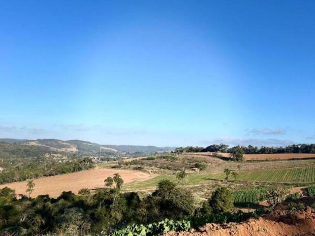 Espaço e Natureza: Terreno Disponível em Ibiúna
