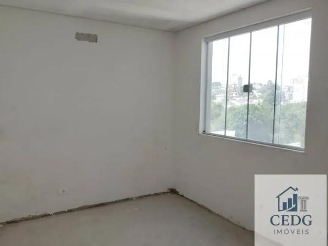 Espaço e segurança no Villa Serena: 3 quartos e 209m² privativos!