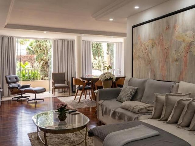 Espaço, Sol e Localização Premium: Apartamento de 106m² na Vila Izabel com Excelente Custo Benefício