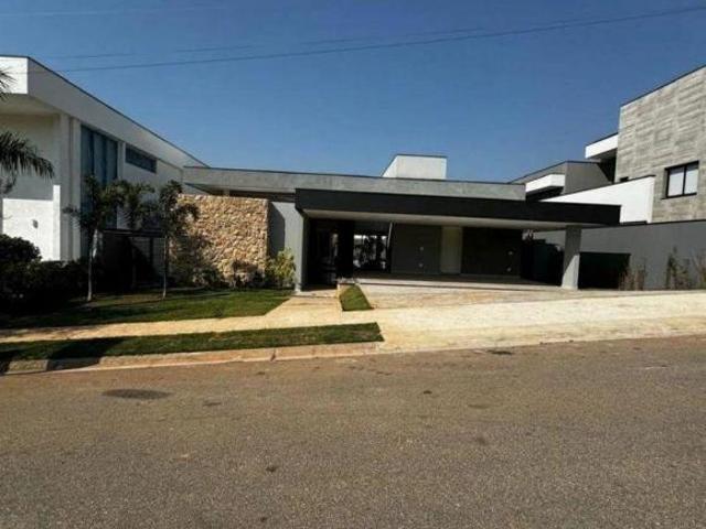 Espaço, Sol e Liberdade – Seu Novo Lar Aguarda no Condominio Fazenda Jequitibá