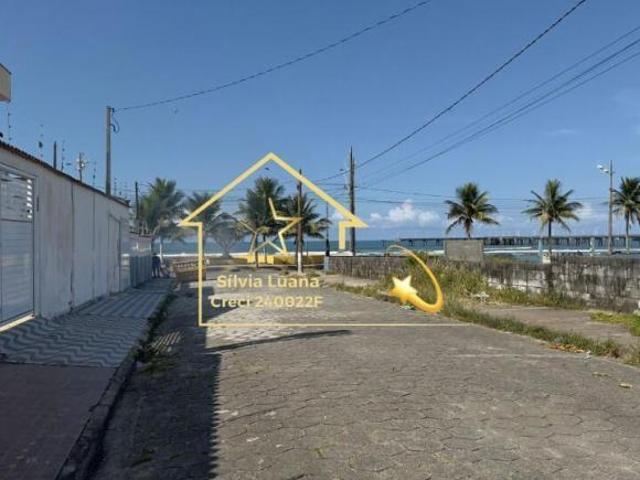 Espaçosa Casa à Venda em Agenor de Campos 3 Quartos e Piscina
