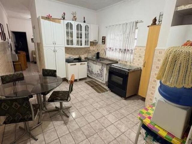 Espaçosa Casa Geminada 2 Quartos no Maracanã Praia Grande SP