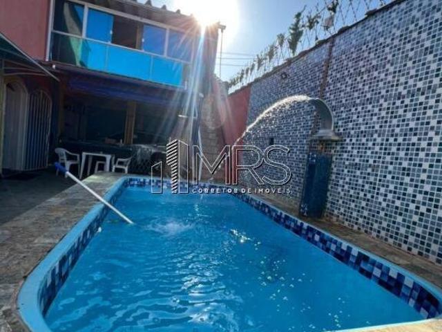 Espaçosa Casa Geminada 3 Quartos em Caiçara, Praia Grande Venda