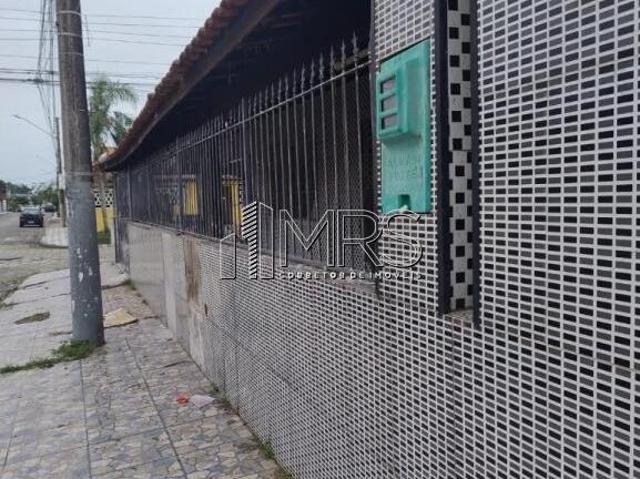 Espaçosa Casa Geminada 3 Quartos no Real, Praia Grande R$350k