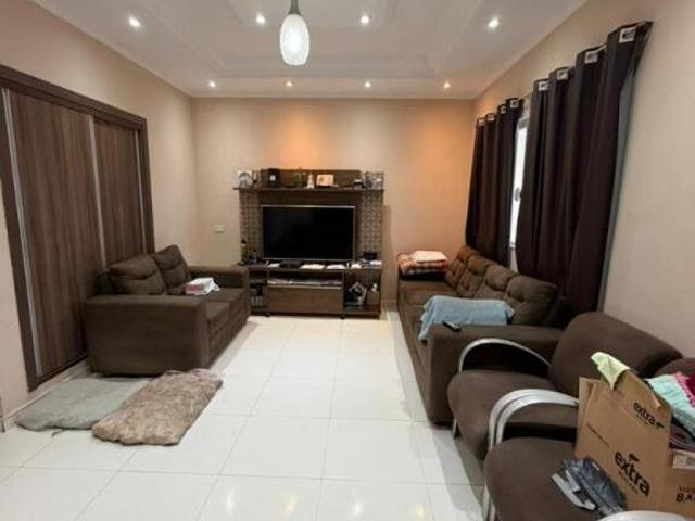 Espaçosa Casa Sobrado 3 Suítes no Maracanã, Praia Grande Venda