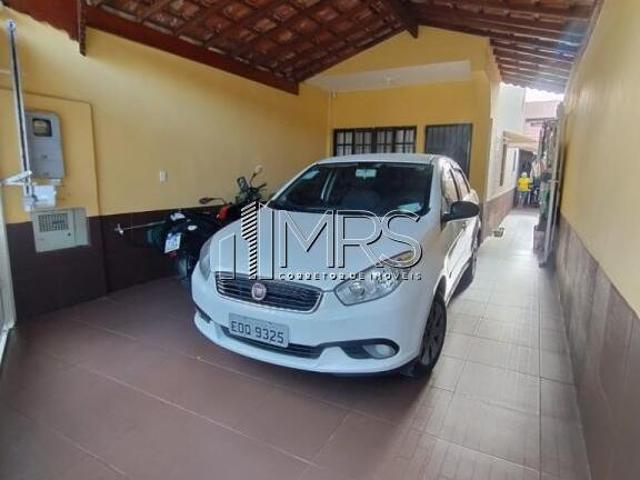 Espaçosa Casa Sobrado 2 Quartos à Venda no Caiçara, Praia Grande