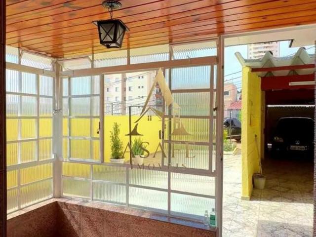 Espaçosa Casa Térrea à Venda na Vila Boa Vista, Barueri SP 3 Quartos, 2 Banheiros, 7 Vagas de Garag