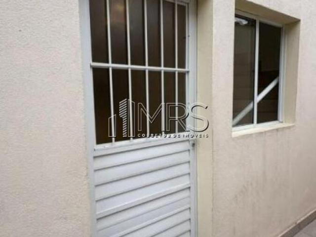 Espaçosa Casa 2 Quartos em Condomínio em Melvi, Praia Grande