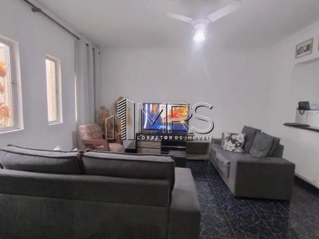 Espaçosa Casa 4 Quartos à Venda em Sítio do Campo, Praia Grande