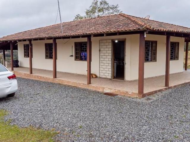 Espaçosa chácara de 74 mil m² em Quitandinha Paraná