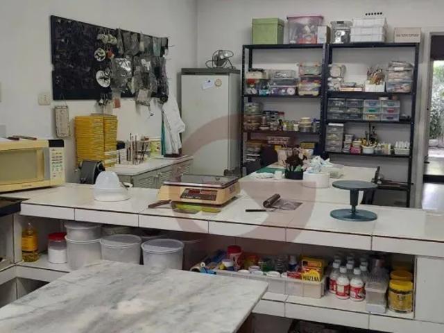 Espaçosa Propriedade em Condomínio Fechado próximo à Estação Butantã
