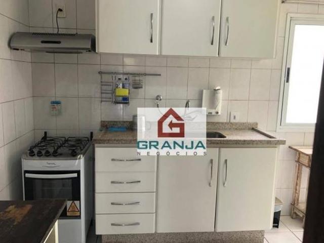 Espaçoso Apartamento com 2 dormitórios, armários em sala, cozinha, quartos! venda, 60 m² por R$ 210