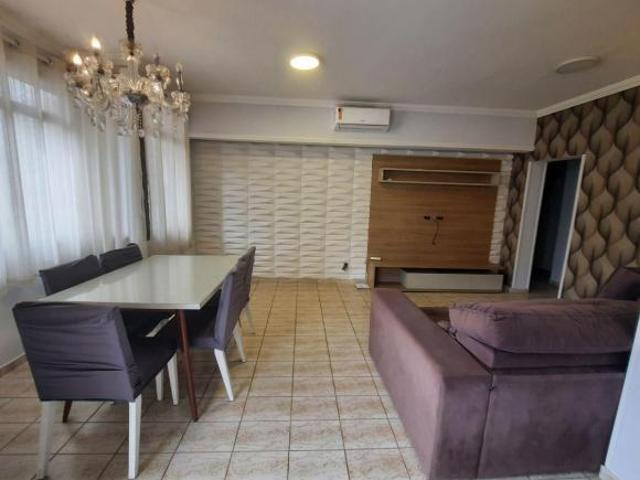 Espaçoso apartamento em uma ótima localização