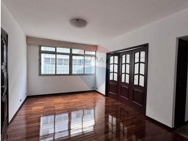 Espaçoso apê no Jardim Paulista à sua espera!