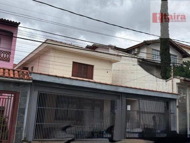 Espaçoso e iluminado. Varias vagas