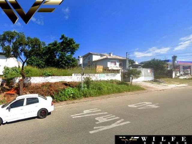 ESPAÇOSOS TERRENOS PODENDO SER COMERCIAL/ RESIDENC