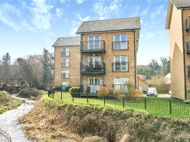 Esparto Way, South Darenth, Dartford, Kent DA4, 2 bed flat to rent, £1,500 pcm | PrimeLocation